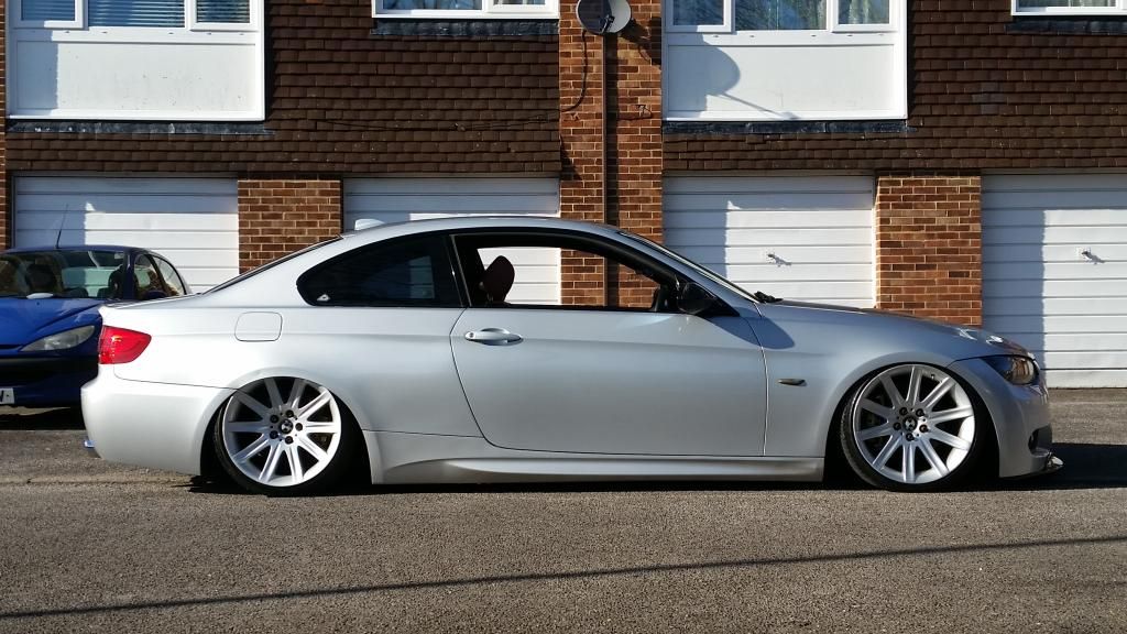 iWhore... Extended M3 dash + Accuair Bagged Pics